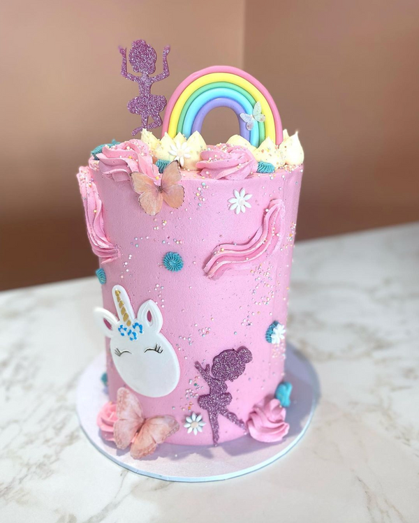 8” Cake Large – Naked Cakes By Morgan